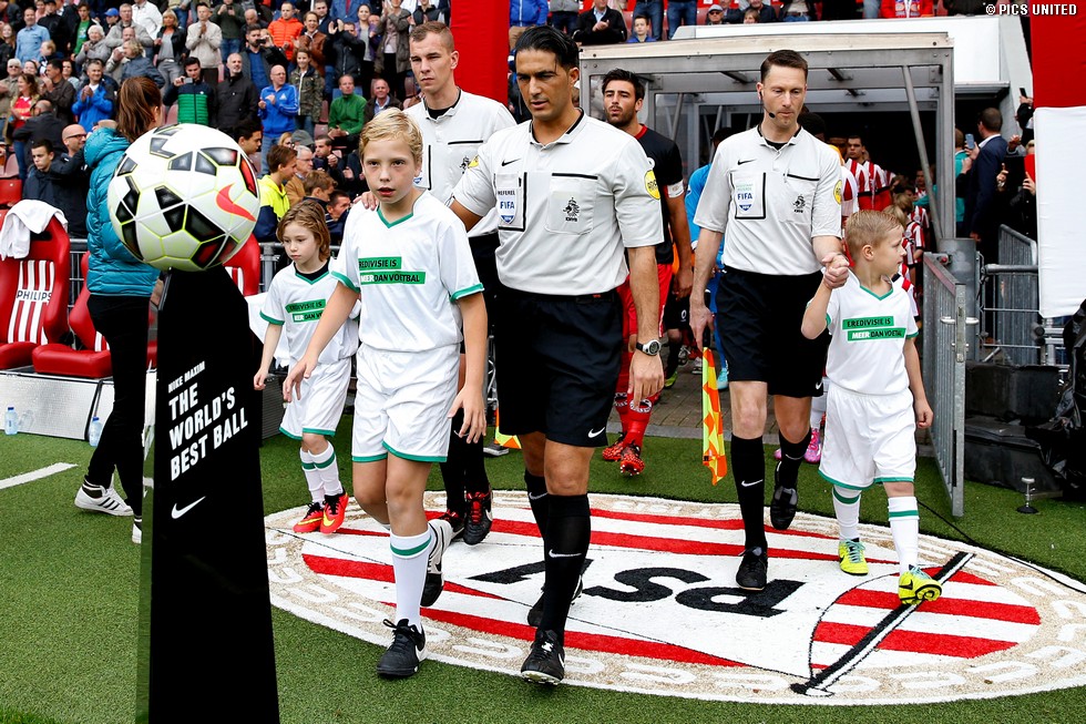 PSV - PSV-Excelsior in 30 beelden