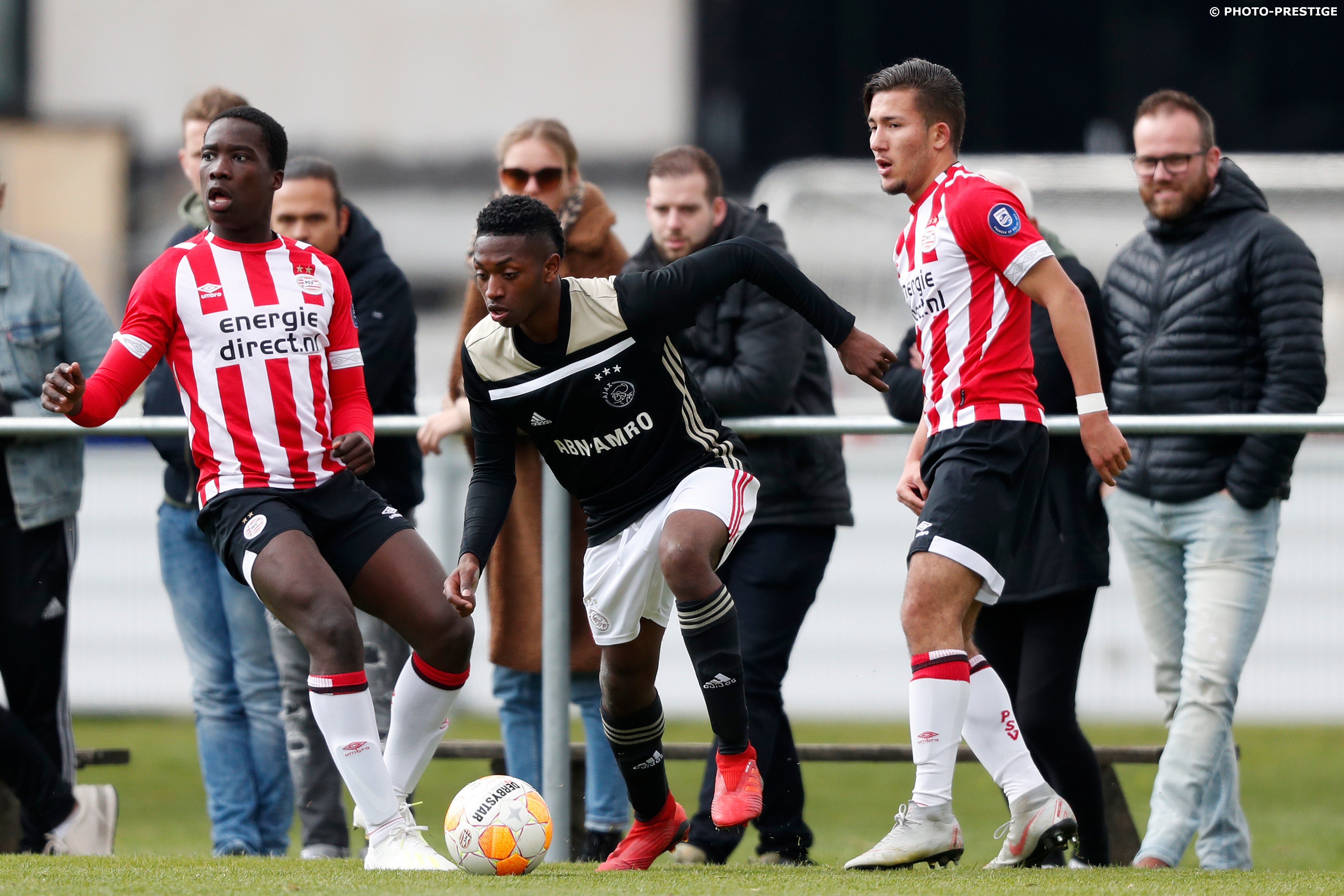 PSV - IN BEELD | PSV O17 - Ajax O17