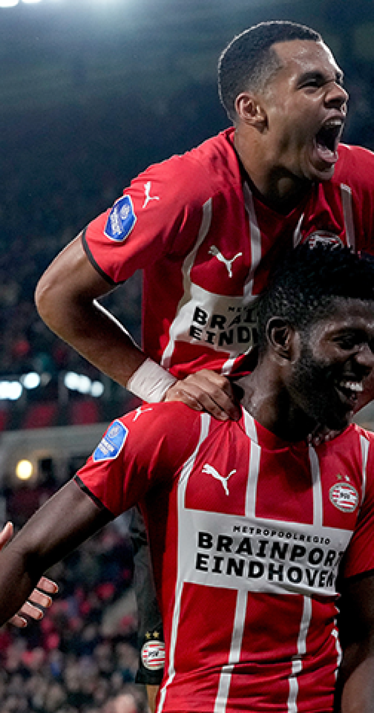 PSV - Scoring midfielders secure win over Sparta
