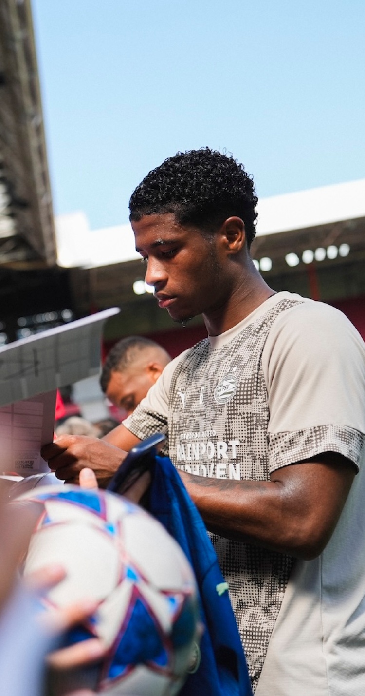 PSV - Agenda | Open training Philips Stadium during autumn break