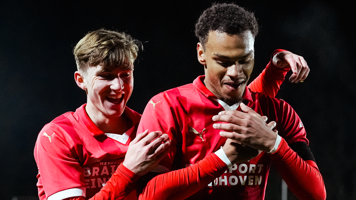 PSV - Liveblog | Jong PSV wint knap met 3-1 van SC Cambuur