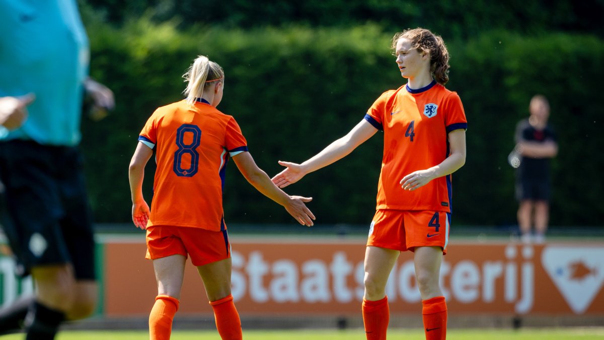 PSV - Interplandperiode | Vier speelsters PSV Vrouwen in Colombia voor ...