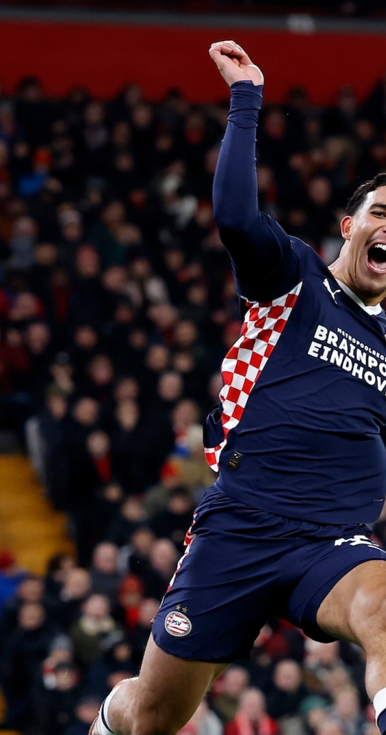 PSV - Review | PSV second team ever to score four European goals at Anfield