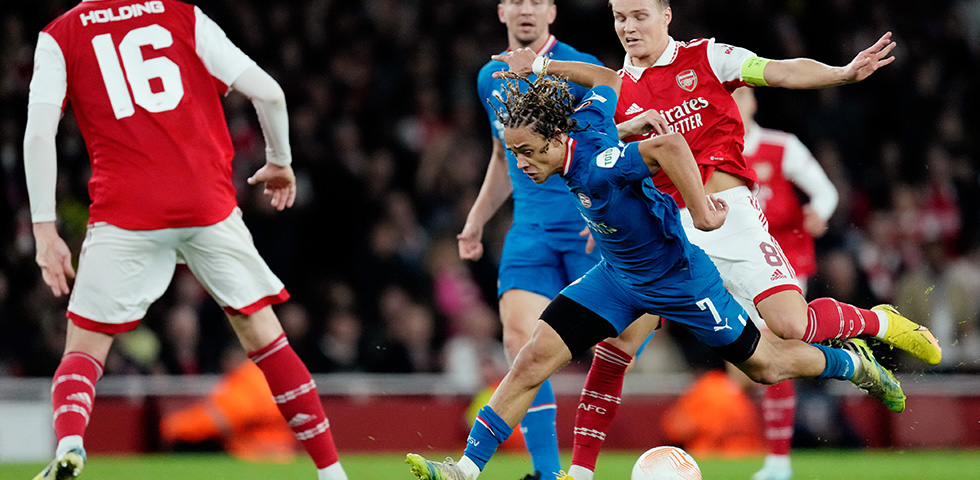 PSV - Stand | Dit is de uitgangspositie van PSV voor de slotweek