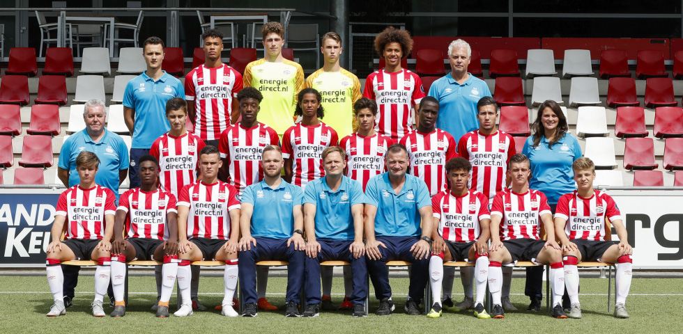 PSV - PSV O17 zeker van kampioenspoule, omhaal Uneken bij O15
