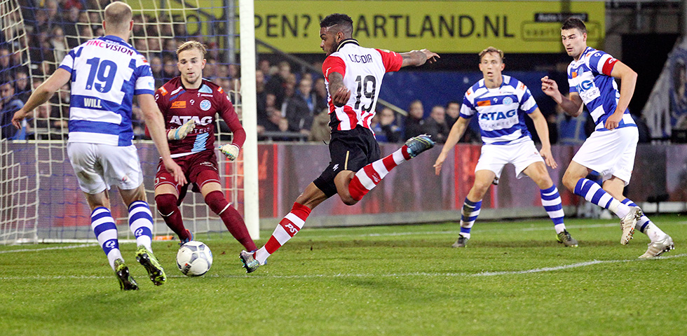 PSV - PSV wint knotsgek duel van De Graafschap: 3-6