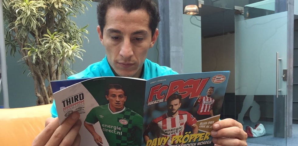 PSV - FC PSV Magazine in de bus