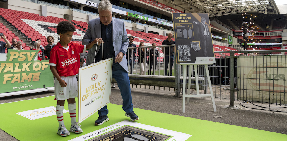 PSV - PSV FANdag | Vijf iconen toegevoegd aan Walk of Fame