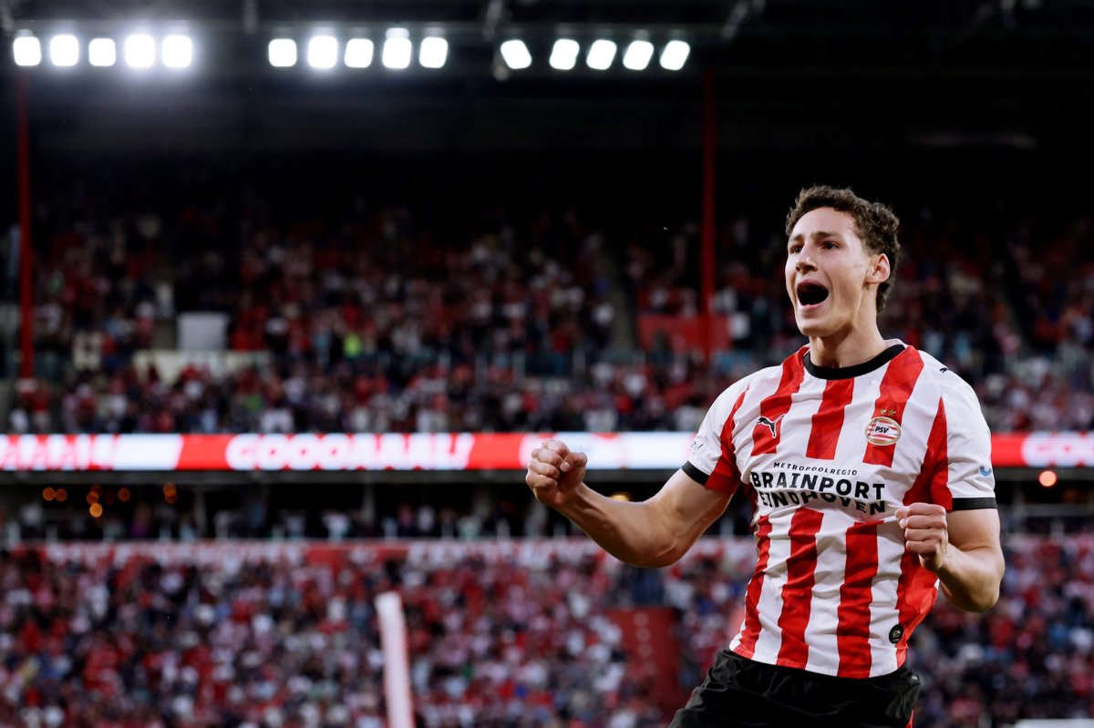 PSV - Nabeschouwing | PSV maakt indruk met ruime zege in seizoensopener