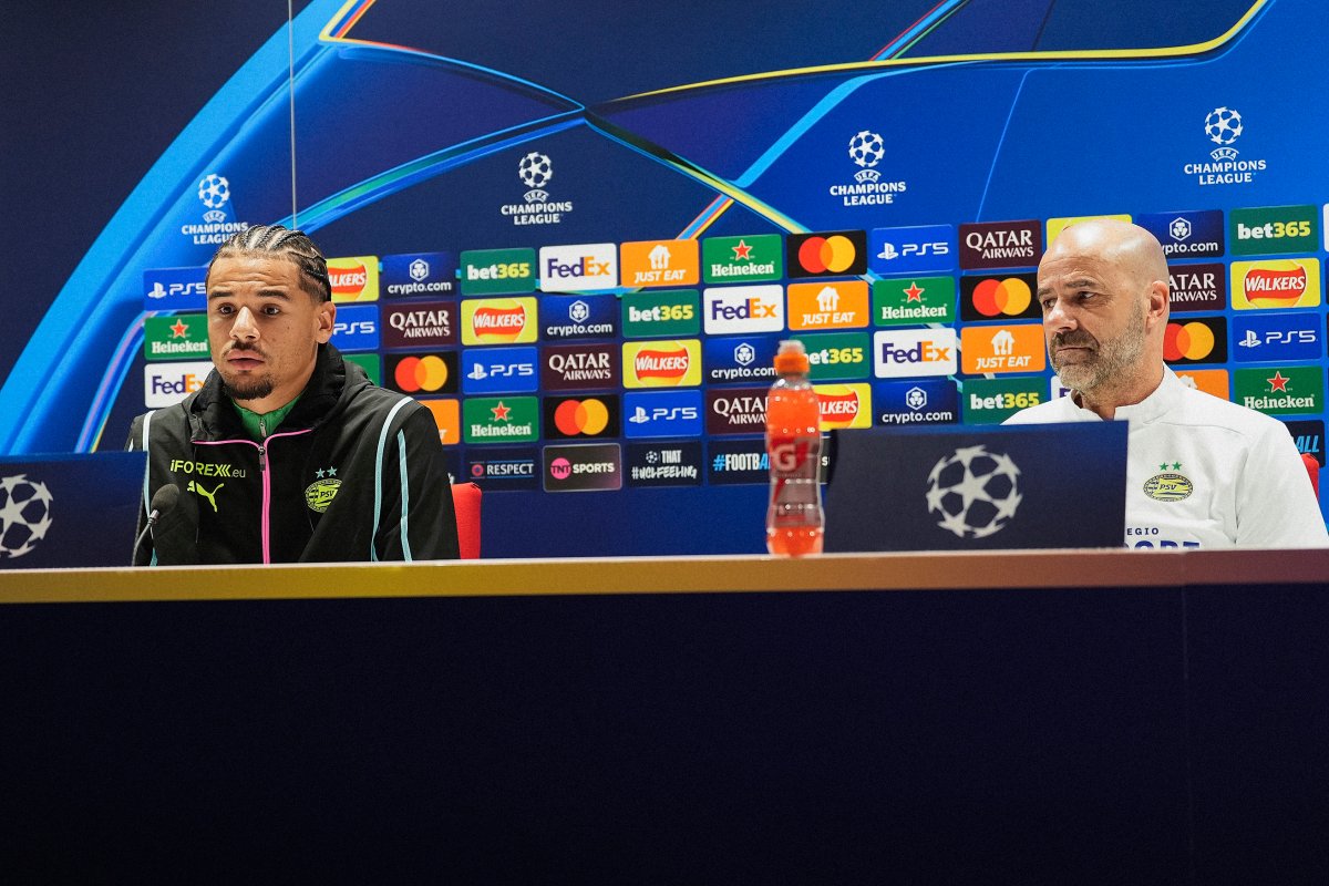 PSV - Persconferentie | ‘We moeten morgen voor de club, de fans en ...