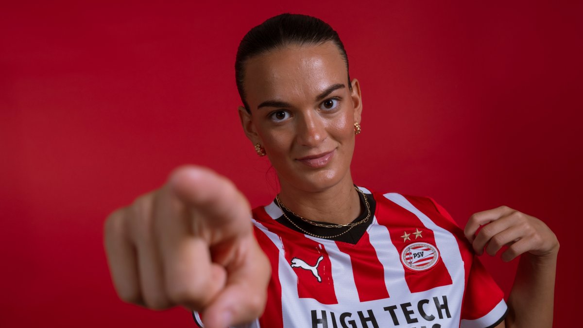 PSV - Transfer | PSV Vrouwen haalt met Xhemaili opnieuw versterking binnen
