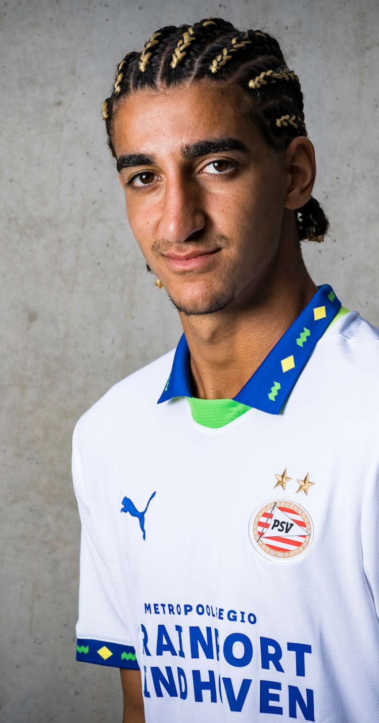 PSV - PSV verlengt contract 19-jarige Tay Abed