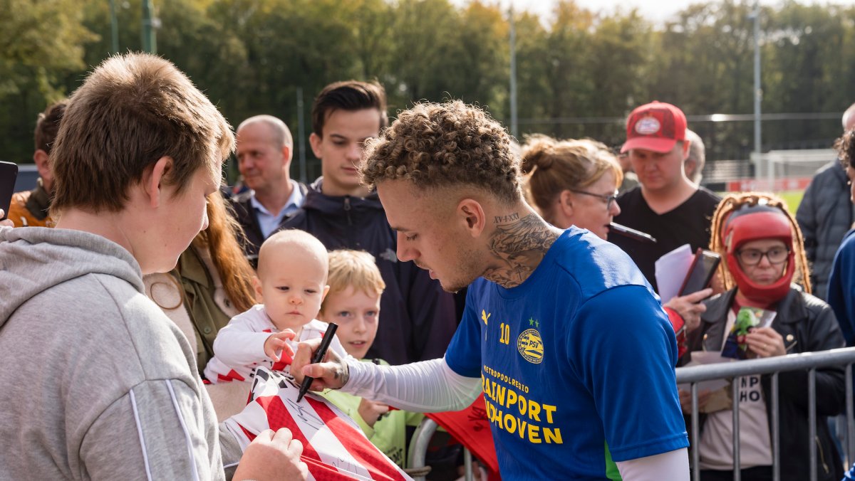 PSV - Agenda | Bezoek de open training van PSV 1