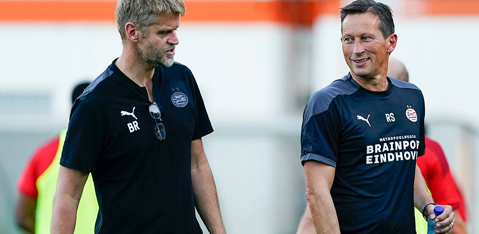 PSV - Teammanager Bas Roorda blikt terug op Cypriotische vuurdoop