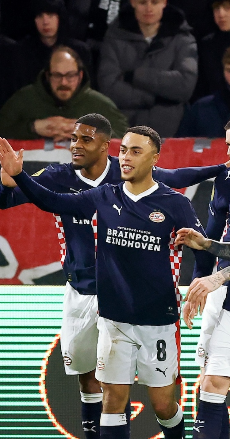 PSV - Review | PSV wins for the twentieth time in Almelo