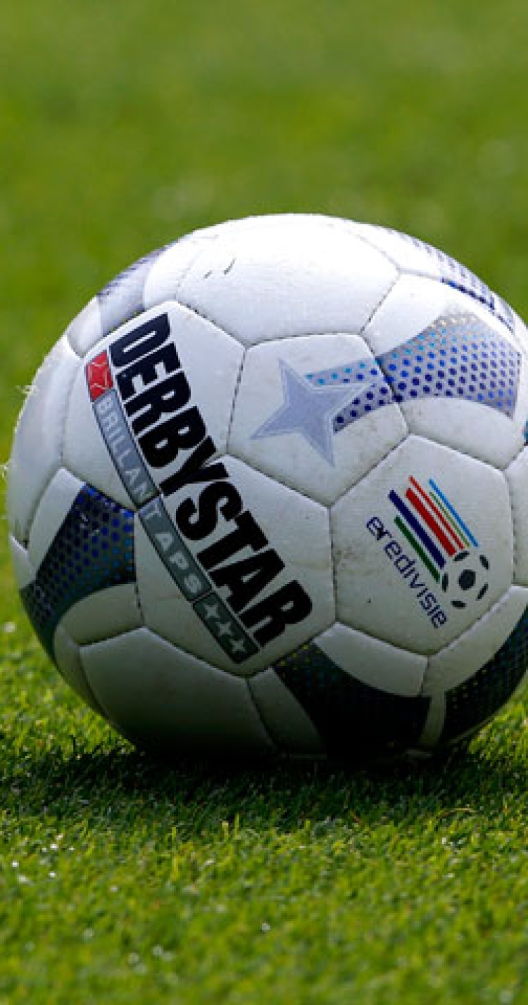 PSV - Voetbal net als PSV met de Derbystarbal