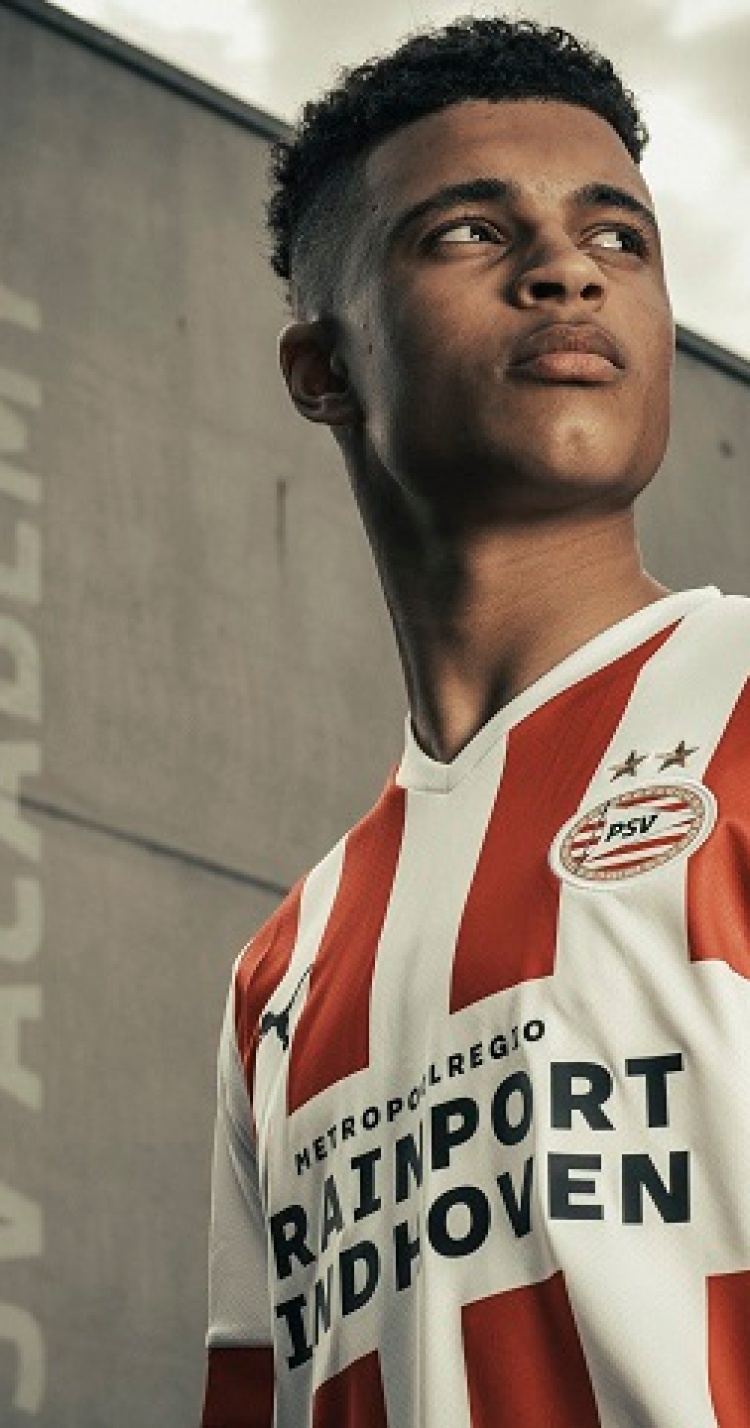 PSV - Transfer | PSV neemt Ayodele Thomas over van Feyenoord