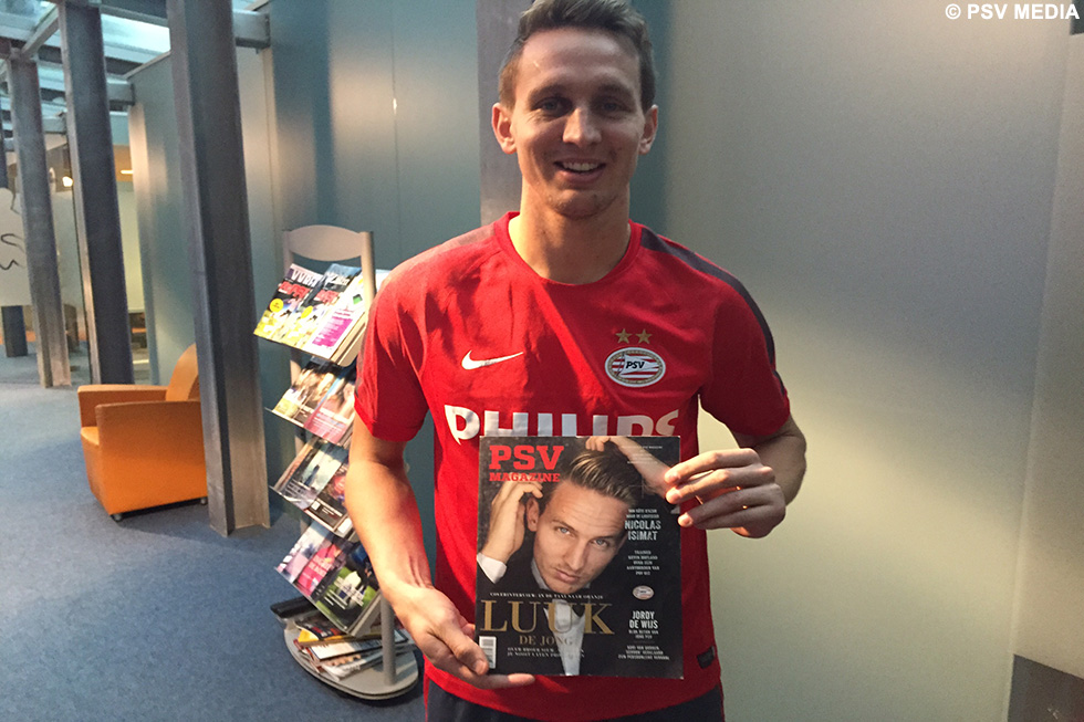 PSV - Kersteditie PSV Magazine verschijnt